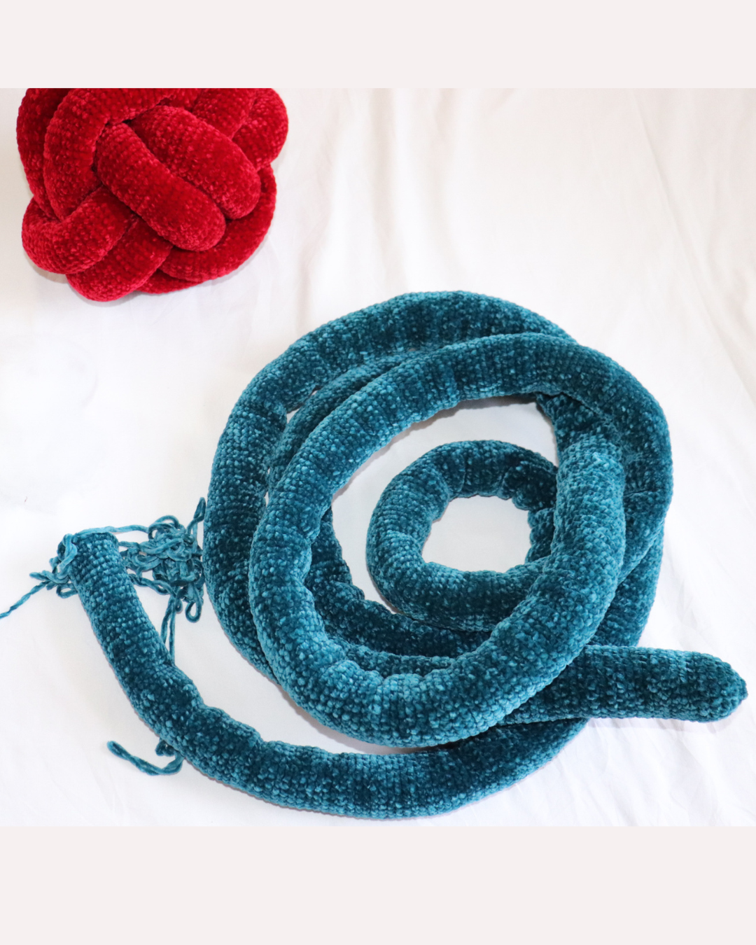 Super easy Crochet knot pillow Pattern. - Dreamcrochets