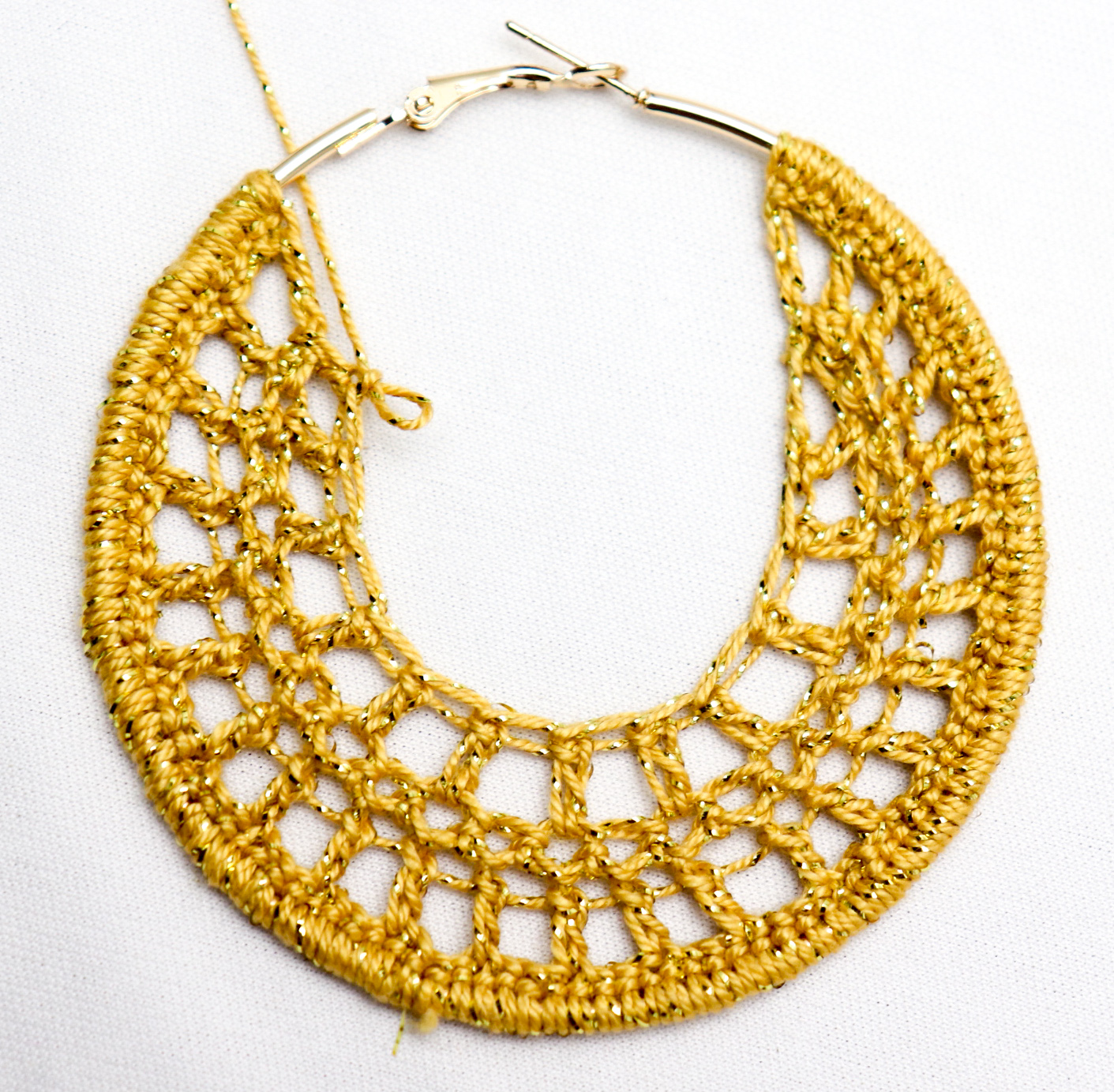 Free Crochet Hoop Earrings Pattern – Quick, Trendy & Beginner-Friendly ...